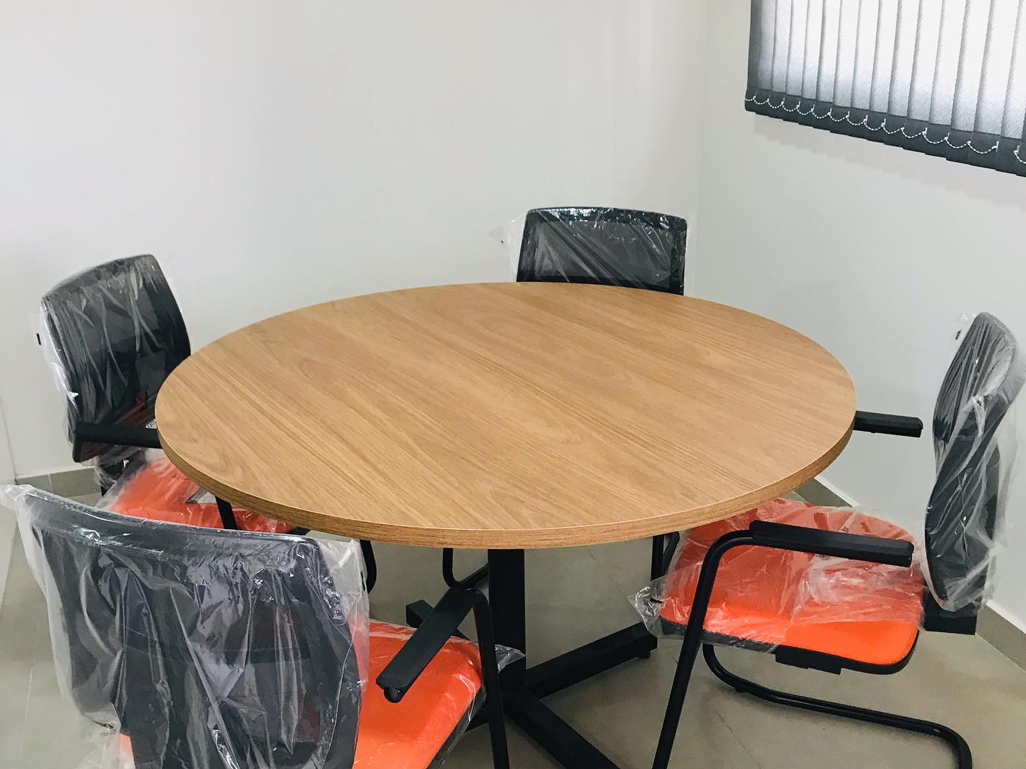 Foldable Table Round office table - Furniture Mart
